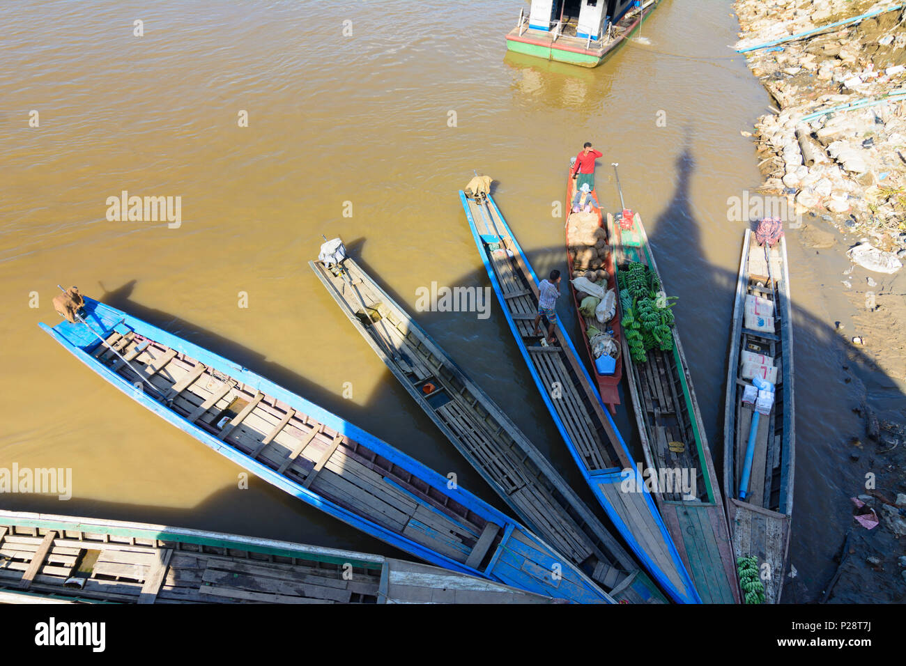 Salween river hi-res stock photography and images - Alamy