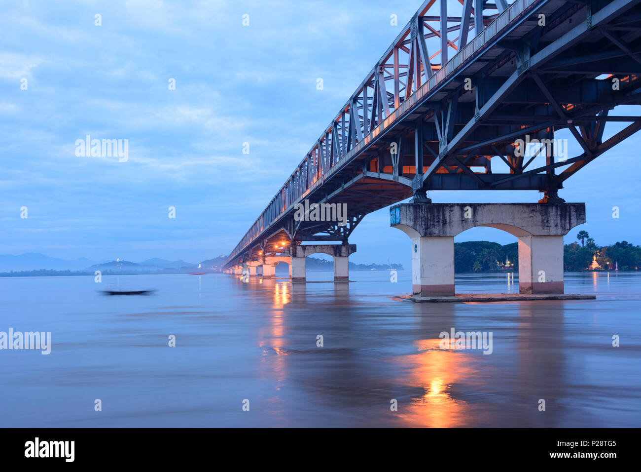 Thanlwin salween bridge river hi-res stock photography and images - Alamy