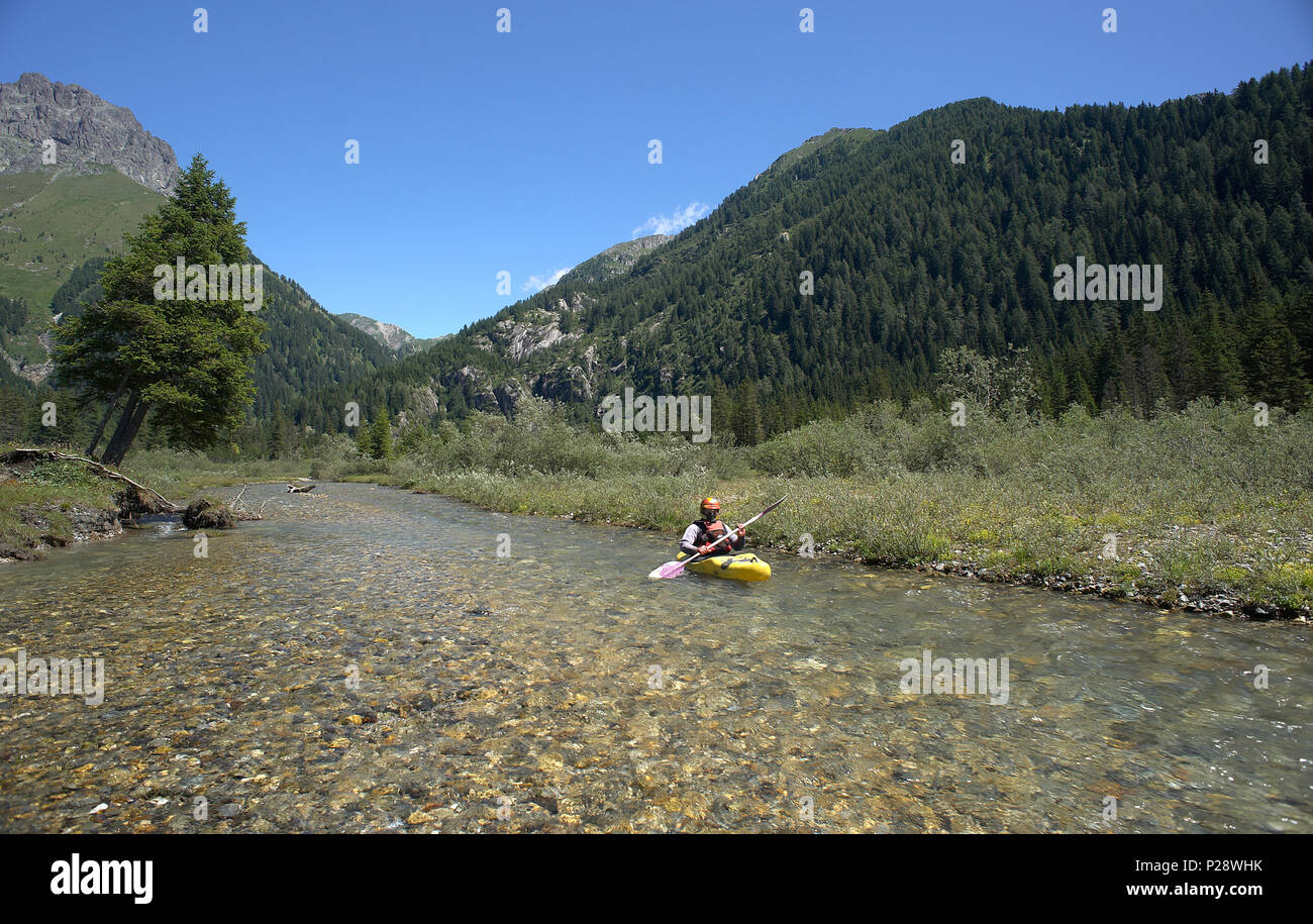 Piana del Gaver (Bs),Valley Caffaro,canoeing in the excursion in the ...