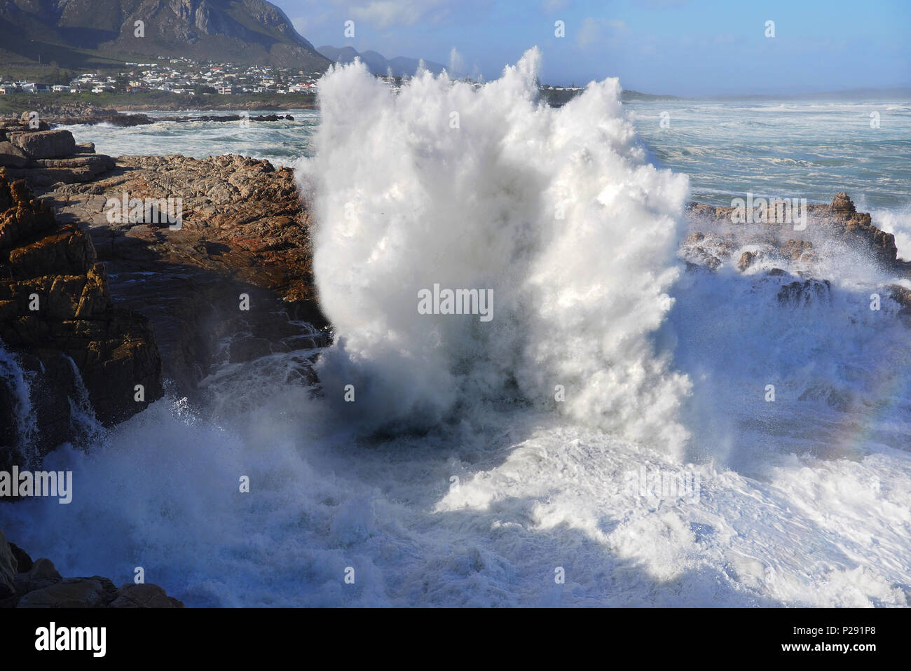 Crash nature hi-res stock photography and images - Alamy