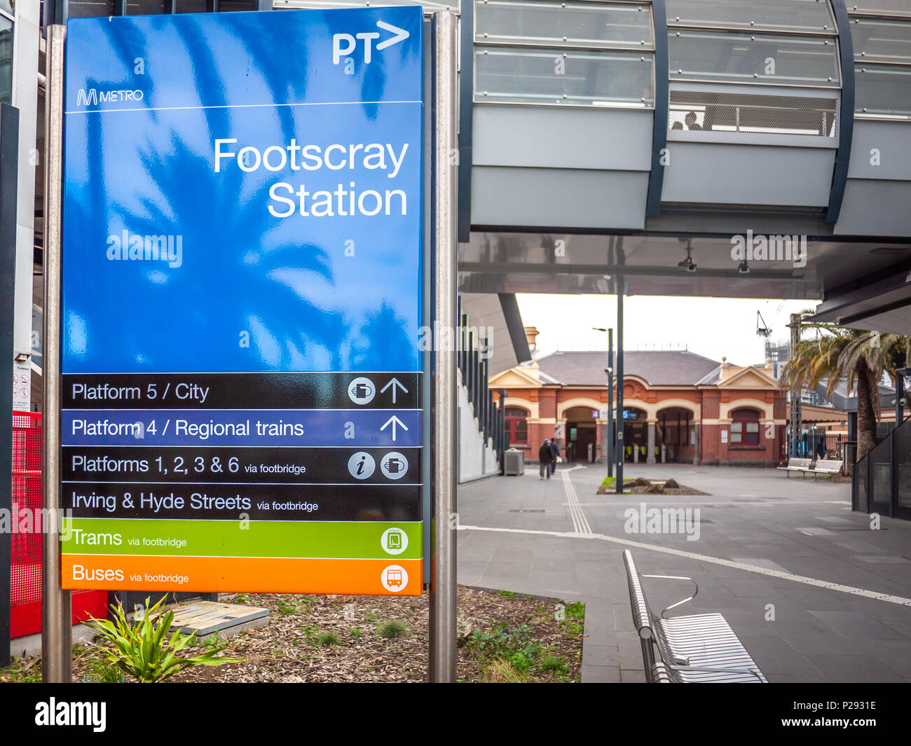 Melbourne australia metro train hi-res stock photography and images - Alamy