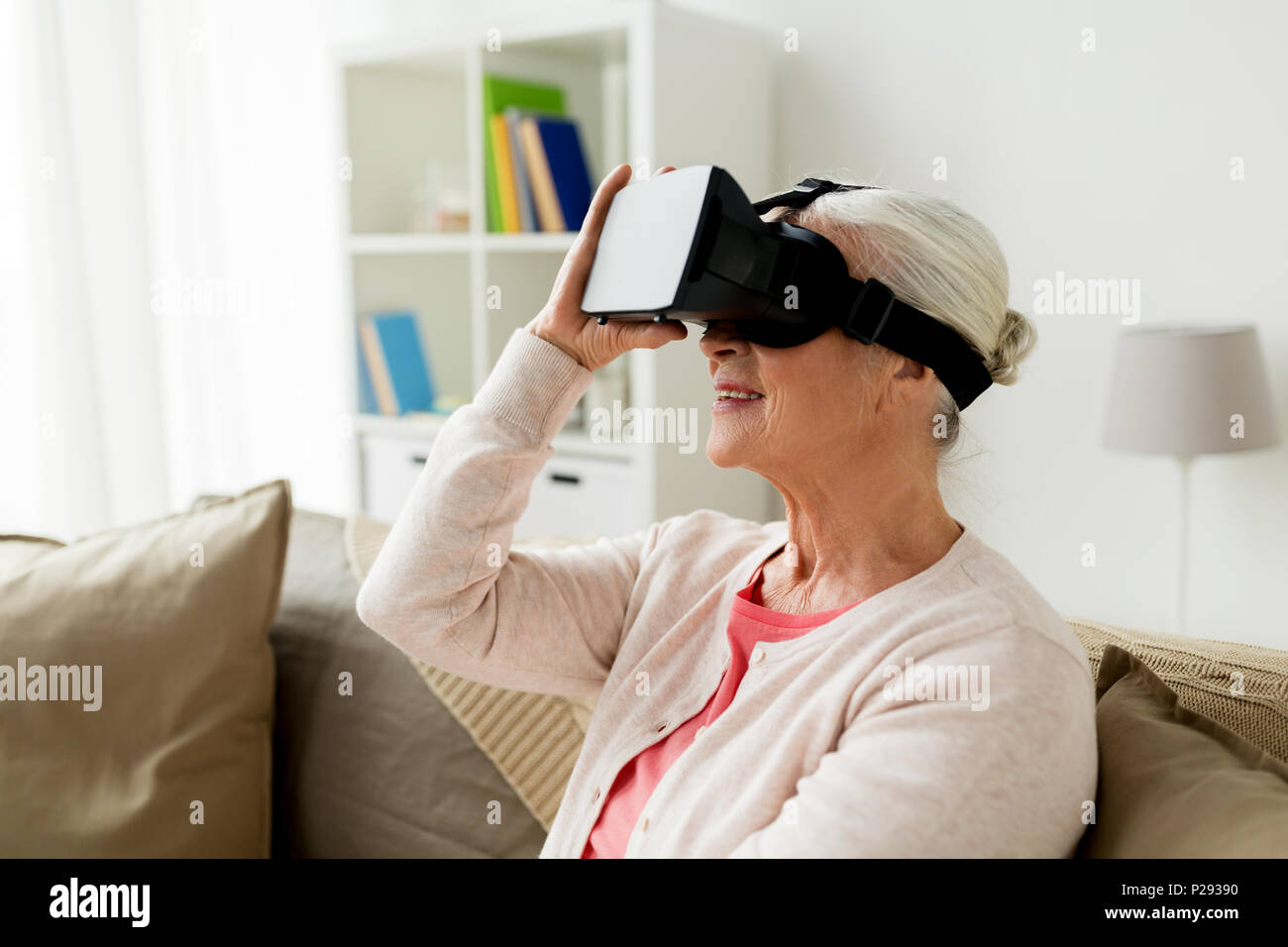 Old 3d glasses hi-res stock photography and images - Alamy