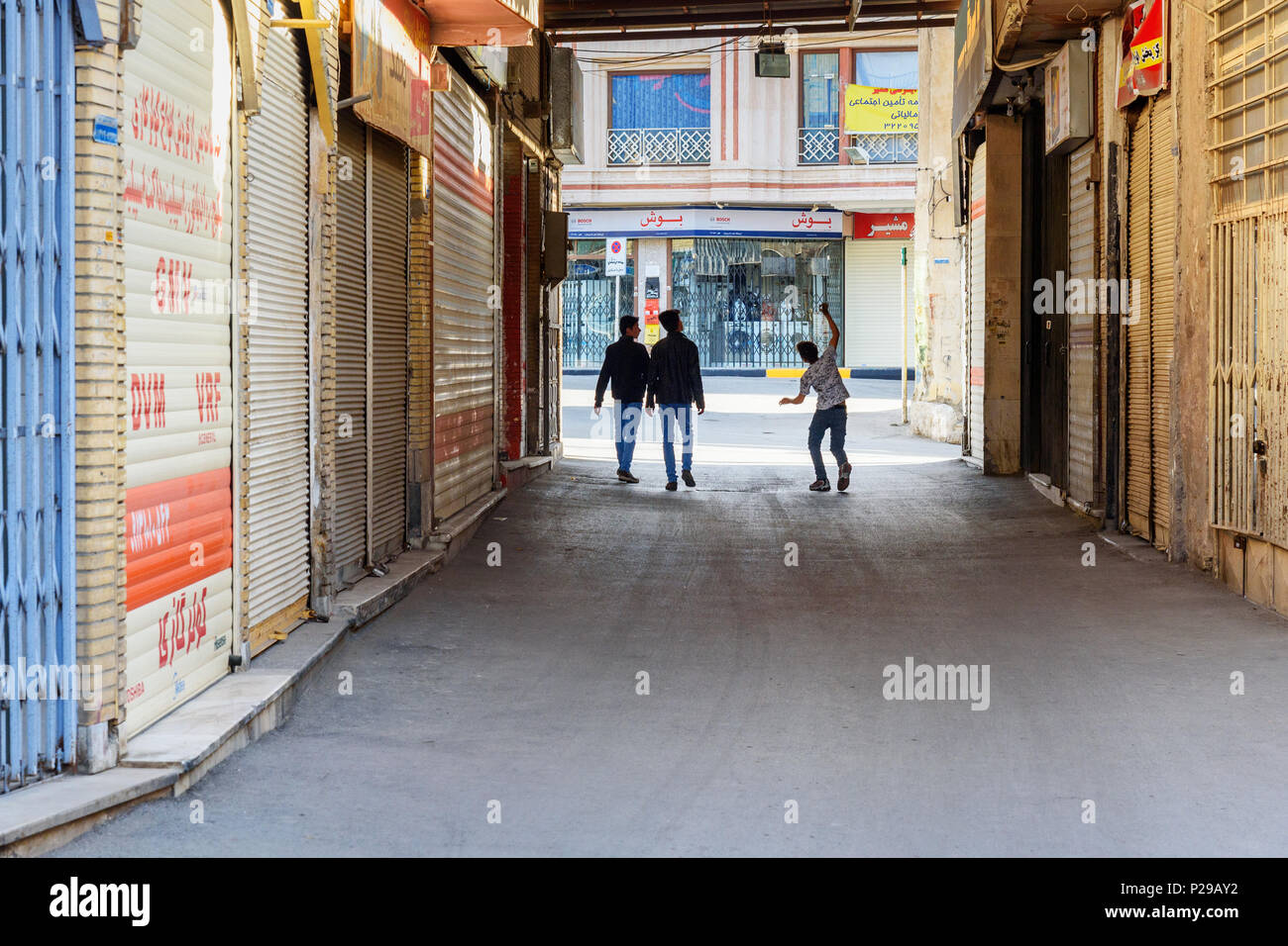 Persian traditional street hi-res stock photography and images - Alamy