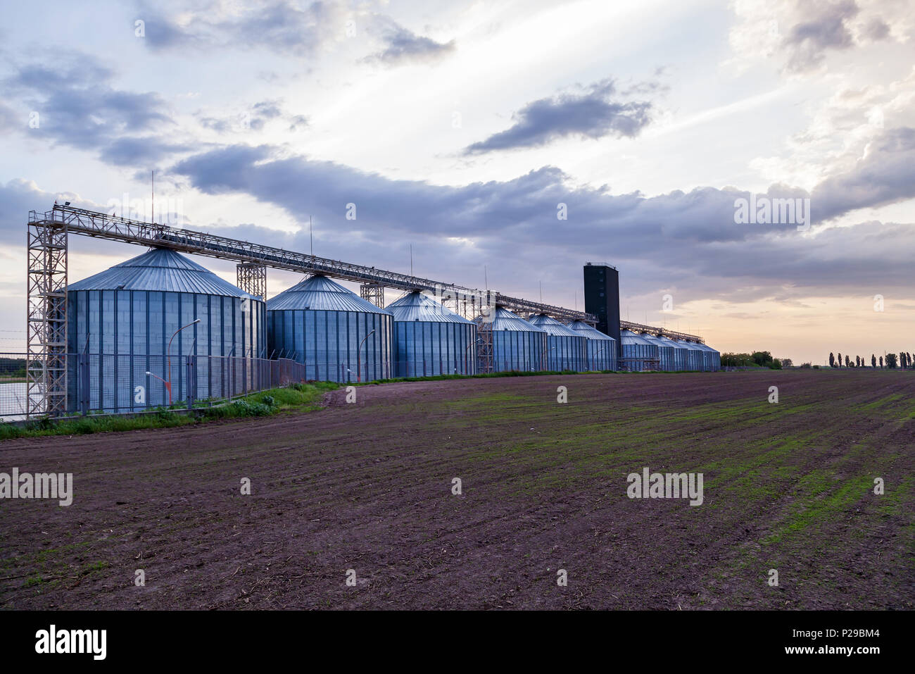 Industrial metal containers for storage of grain, sunflower seeds, corn ...