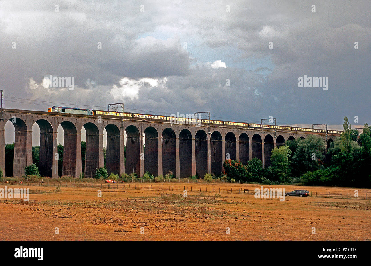 Class 40 diesel locomotive hi-res stock photography and images - Alamy