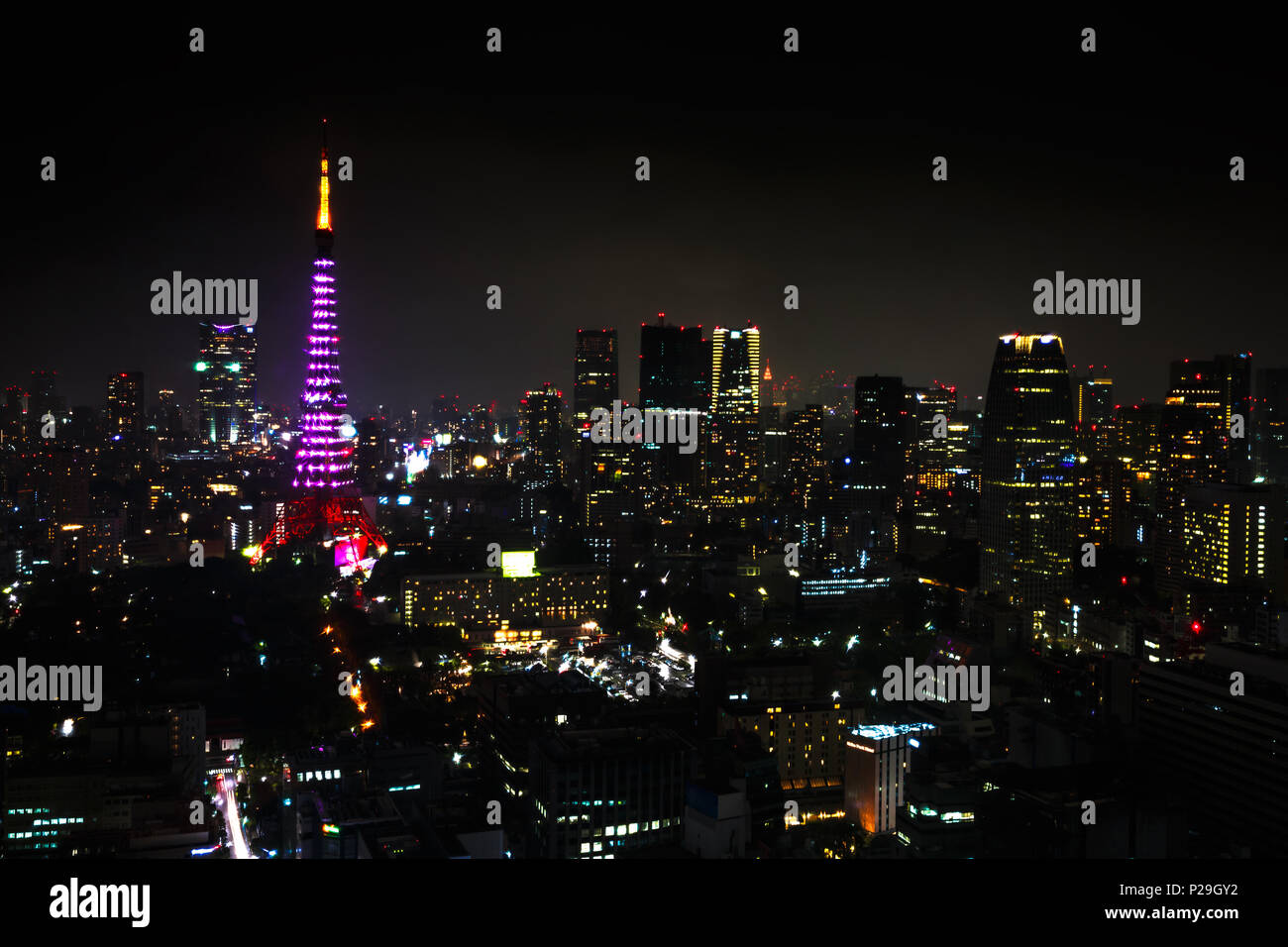 Aerial view over Tokyo tower and Tokyo cityscape view from Tokyo World ...