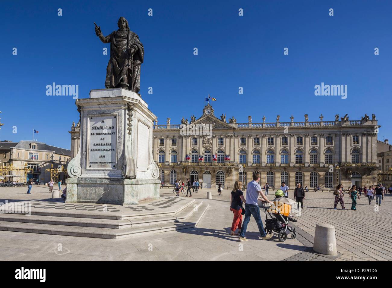 Statue of king stanislas leszczynski hi-res stock photography and ...