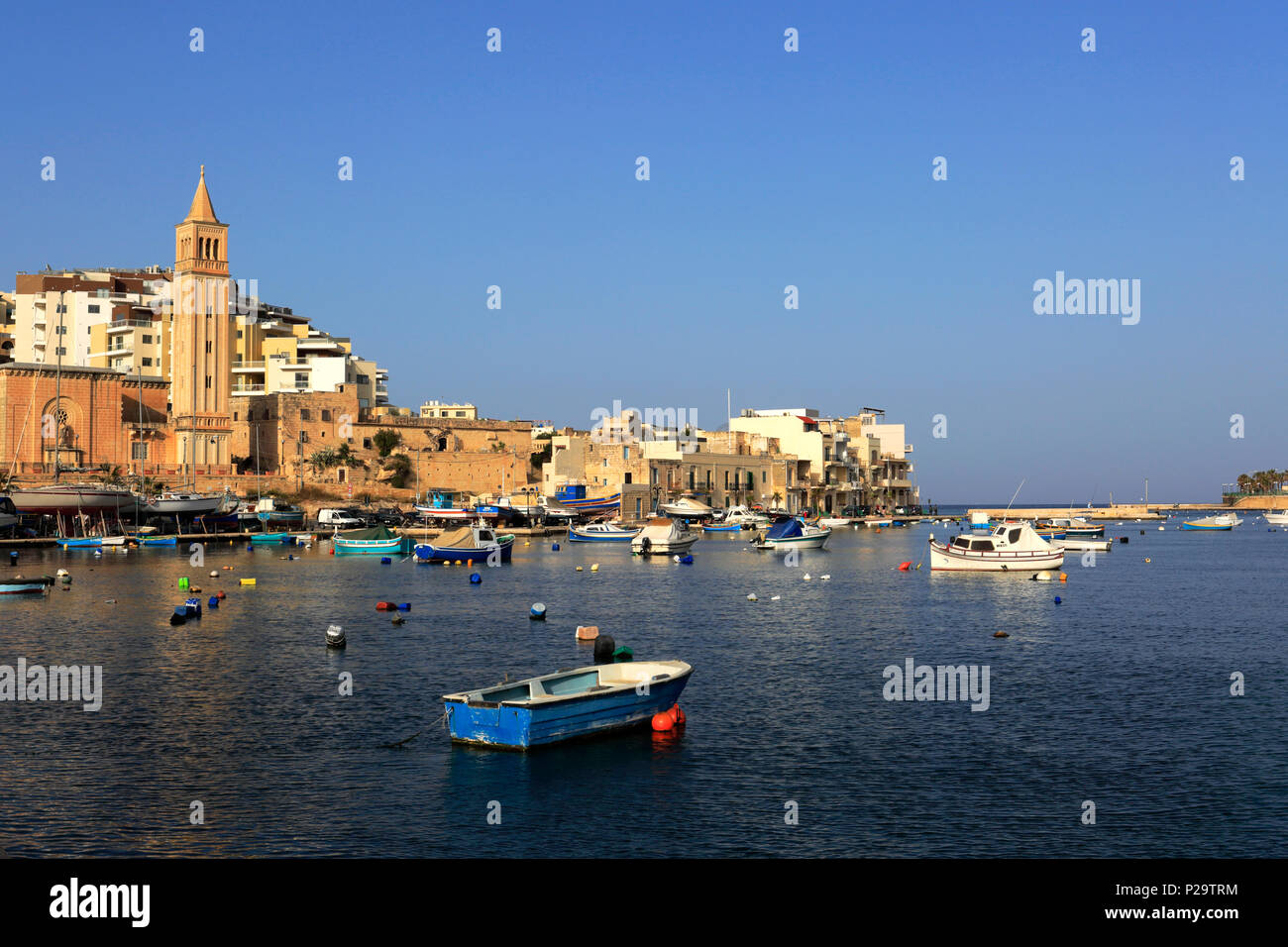 Traditional maltese boats hi-res stock photography and images - Alamy