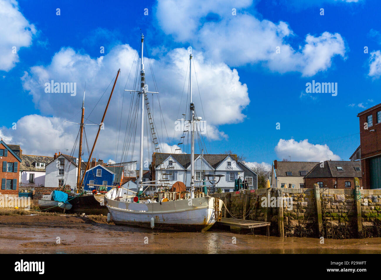 Topsham quay hi-res stock photography and images - Alamy