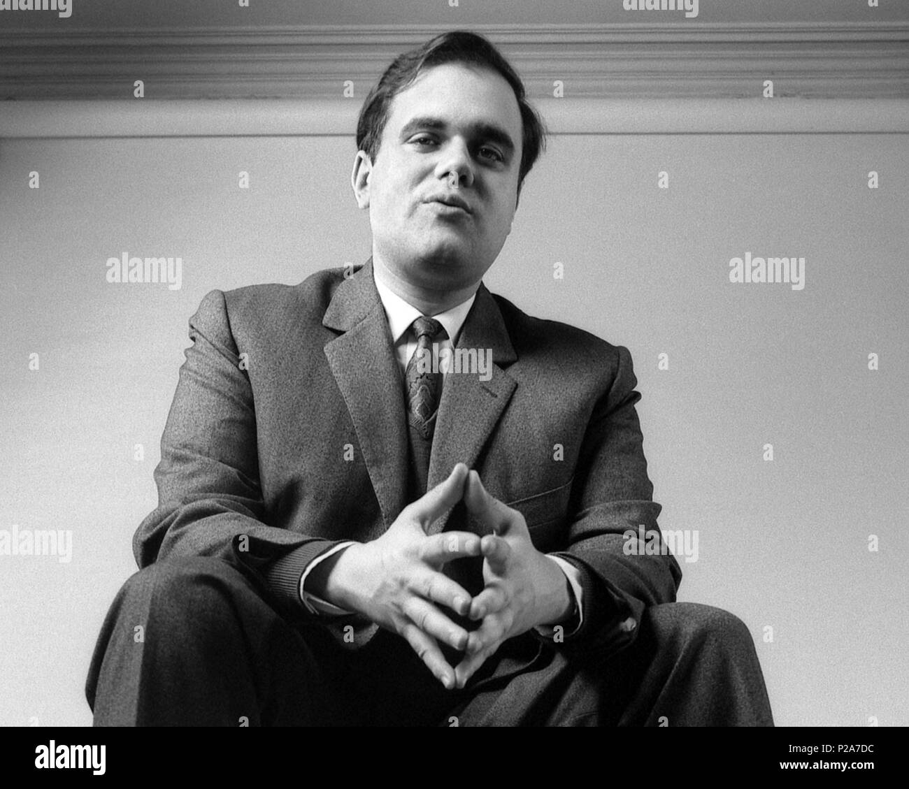 El poeta, prosista, crítico y traductor español nacido en Barcelona ...