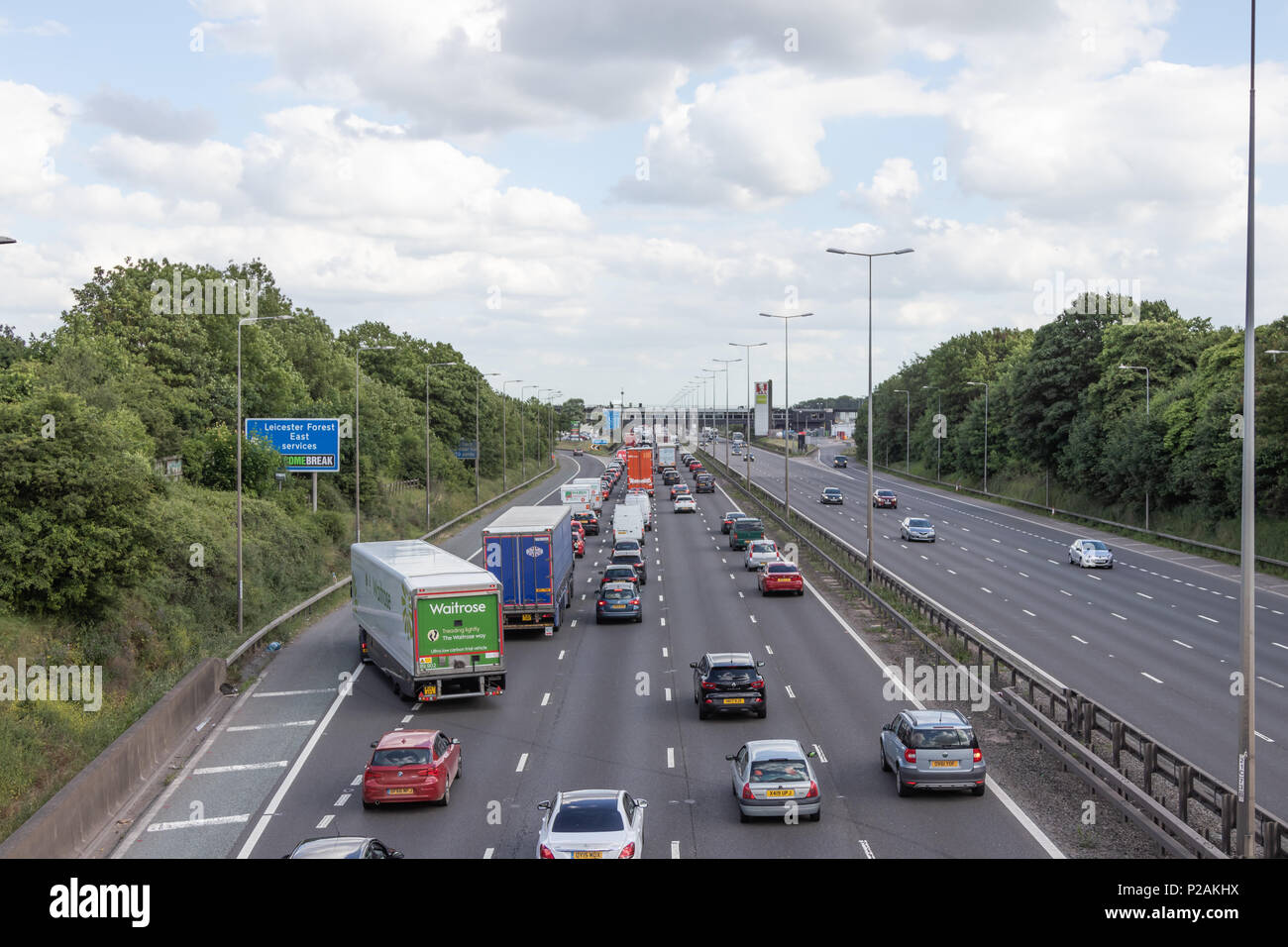 M1, southbond for Leicester, UK. 14th Jun, 2018. Long delays on the M1 ...