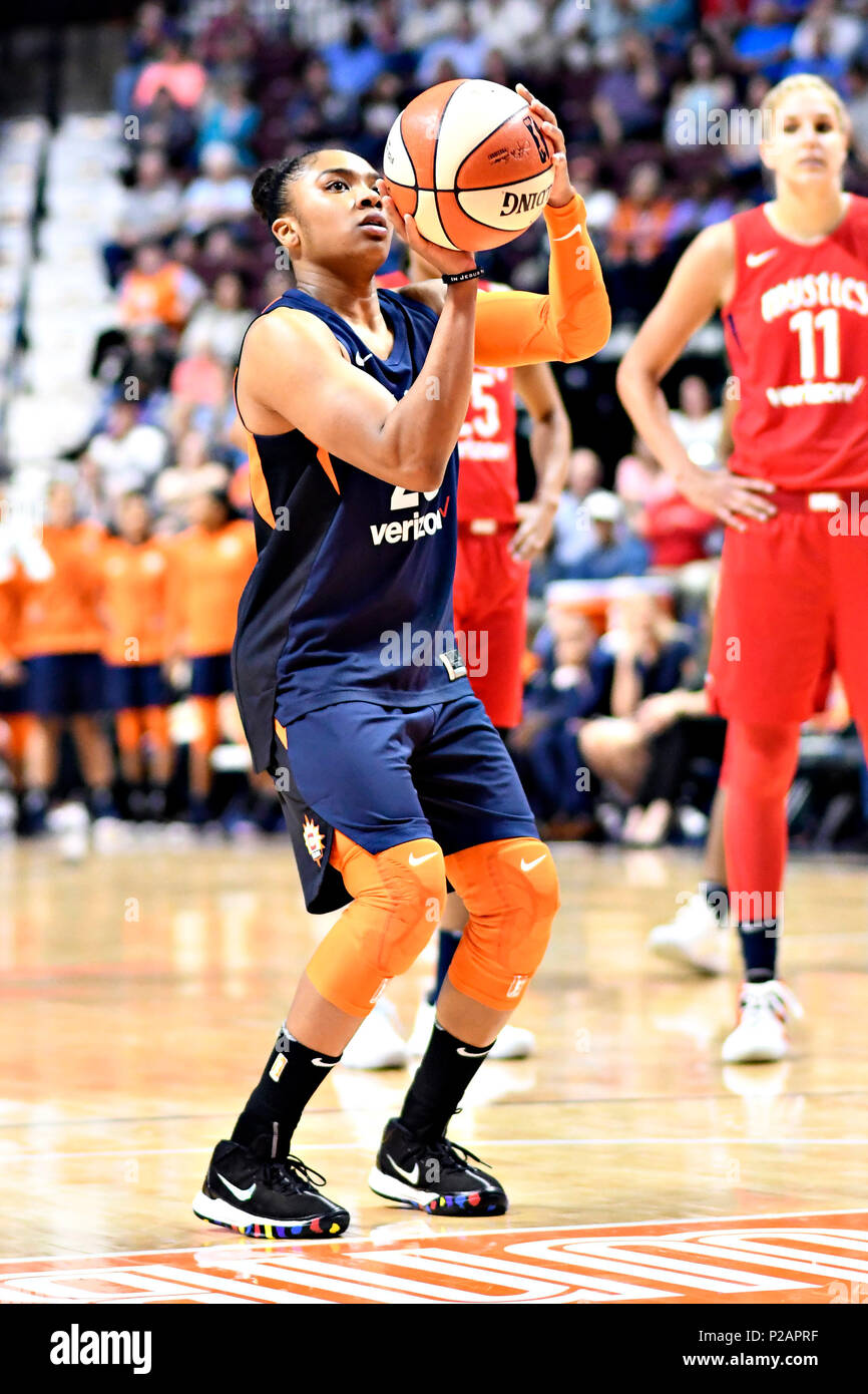 Connecticut, USA. 13th June, 2018. Connecticut Sun guard, Alex Bentley ...