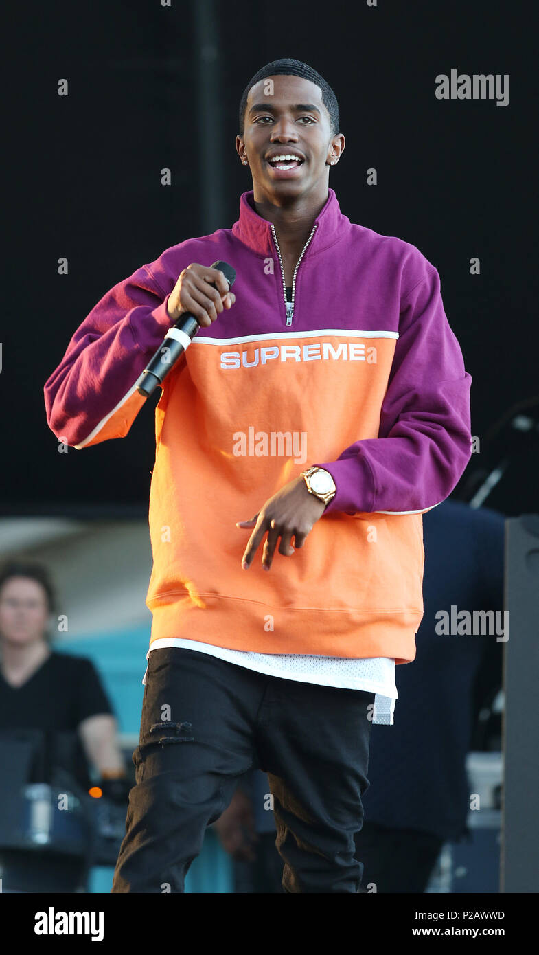 Christian king combs hi-res stock photography and images - Alamy