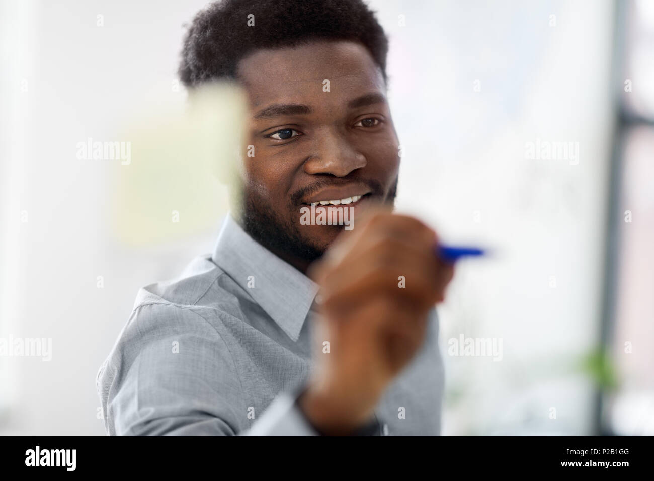 Taking glass drawing hi-res stock photography and images - Alamy