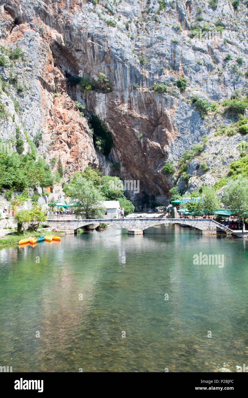 Buna bridge hi-res stock photography and images - Alamy