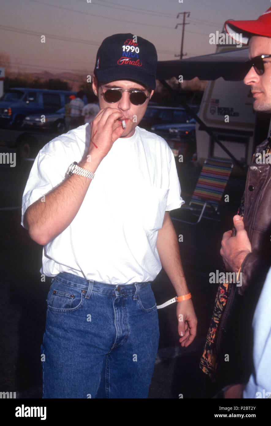SAUGUS, CA - OCTOBER 12: (L-R) Actors Jason Priestley and Charlie Sheen ...