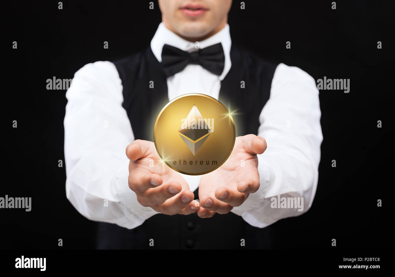 Magician coin trick hi-res stock photography and images - Alamy