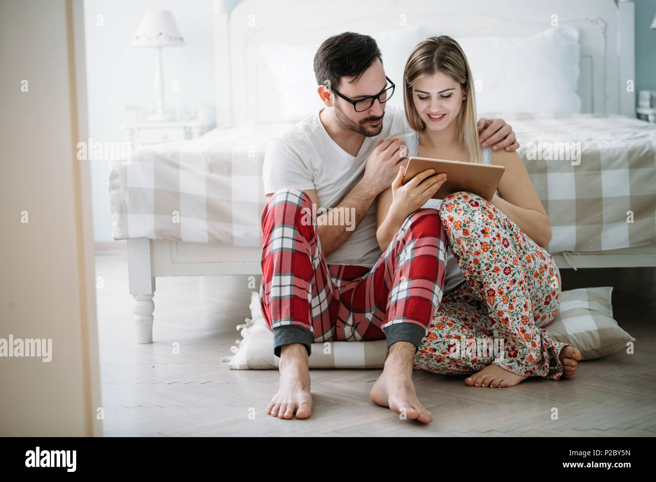 Happy tablet hi-res stock photography and images - Alamy