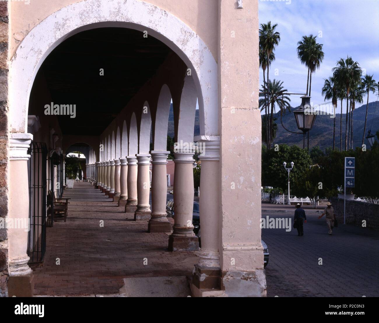 Alamos plaza hi-res stock photography and images - Alamy