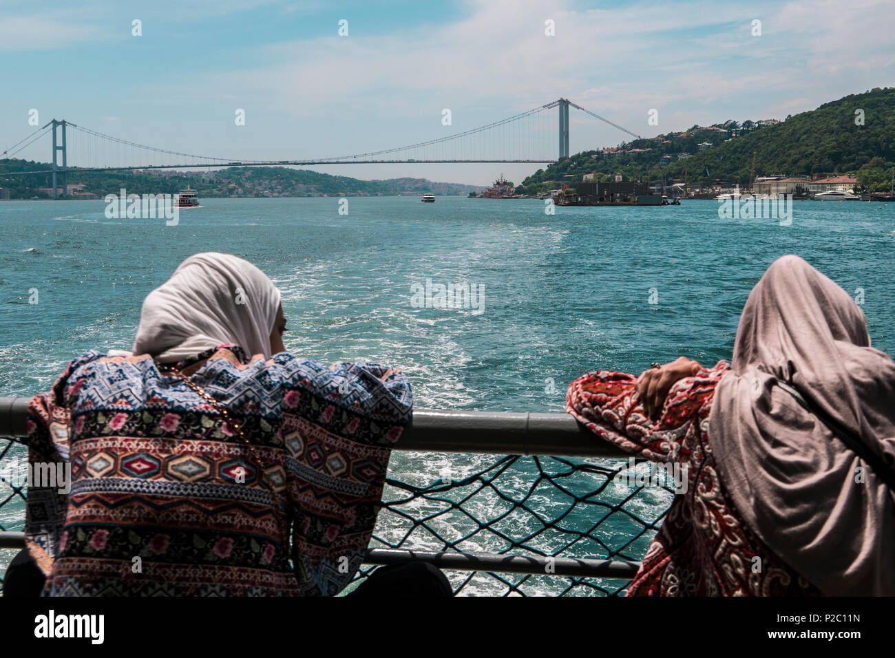 Turkish muslim girl istanbul hi-res stock photography and images - Alamy