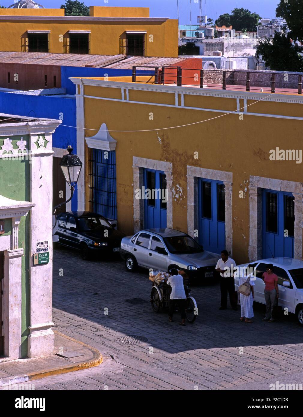 Arquitectura colonial tradicional hi-res stock photography and images ...