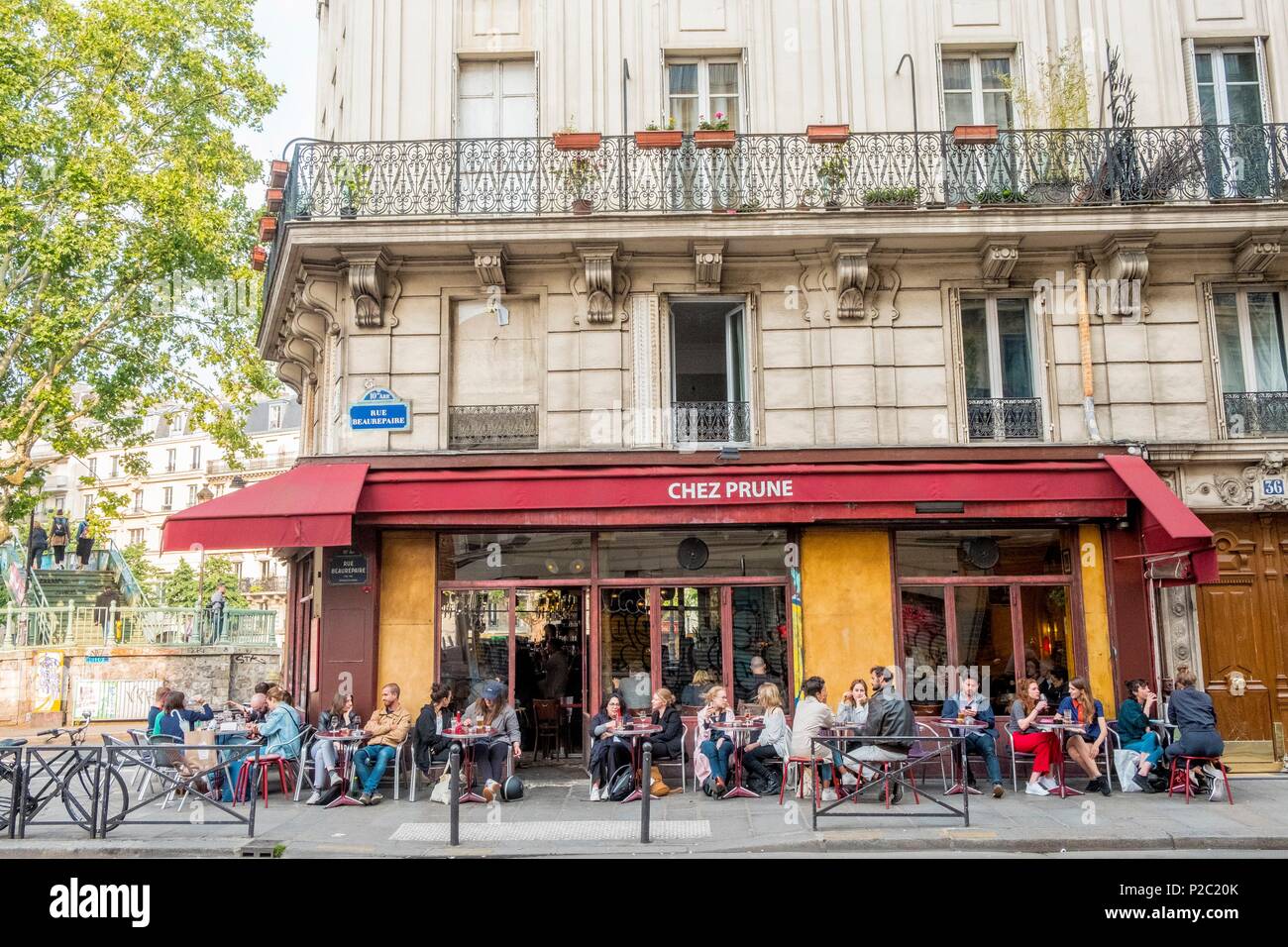 Cafe prune paris hi-res stock photography and images - Alamy