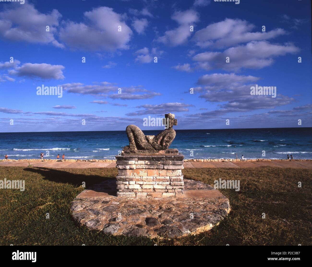 Mexico.Quintana Roo.Cancun.Chac-mol.cultura maya Stock Photo - Alamy