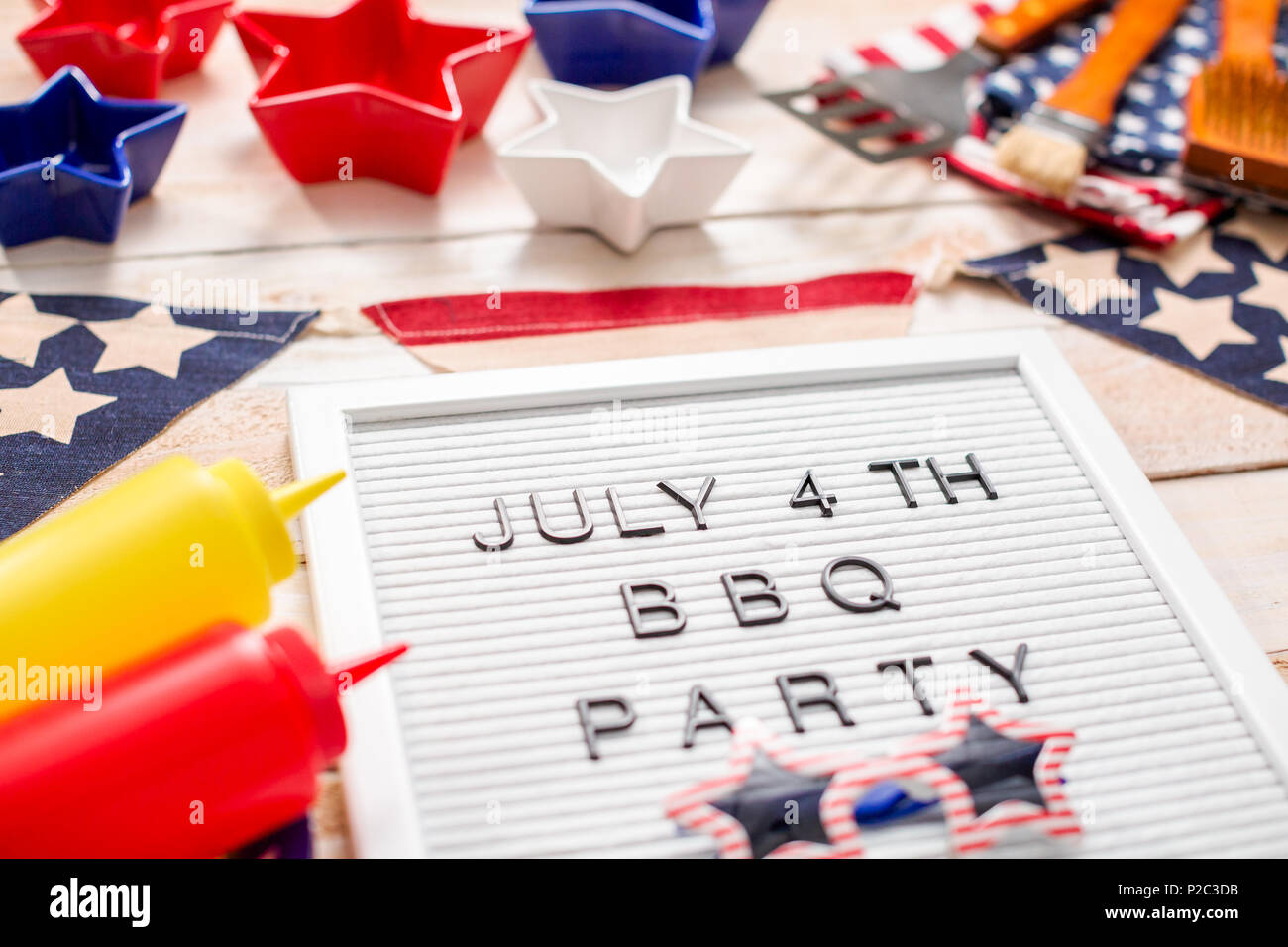 Barbeque sign board hi-res stock photography and images - Alamy