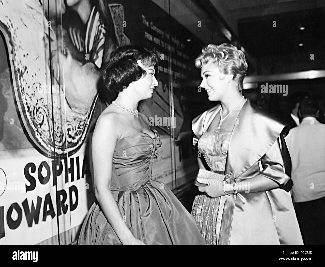 Stars: KIM NOVAK; SOPHIA LOREN Stock Photo - Alamy
