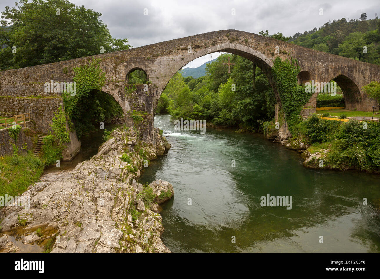 Roman bridge built in the late 13th century over the Sella River in ...