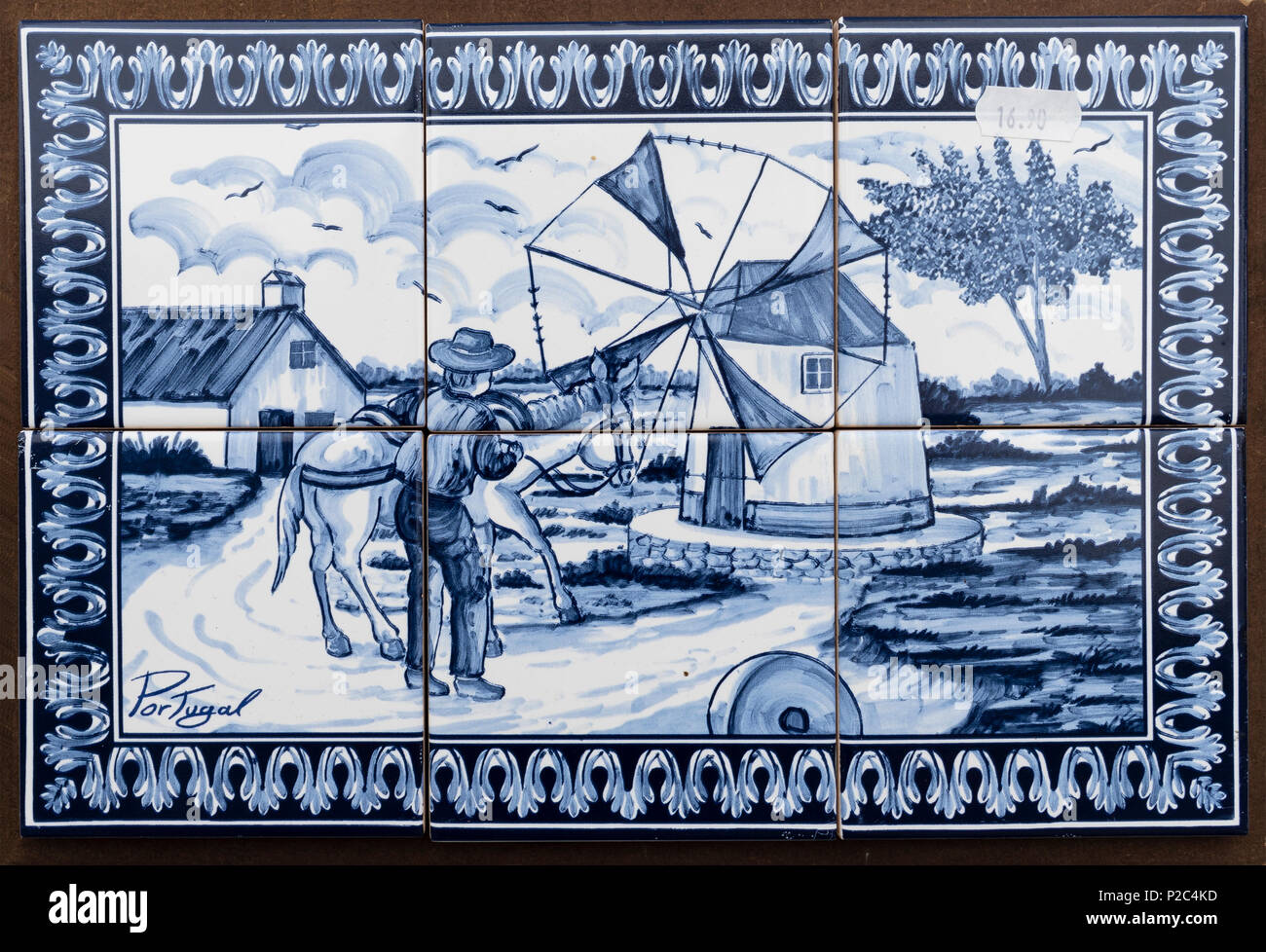 Souvenir tiles hi-res stock photography and images - Alamy