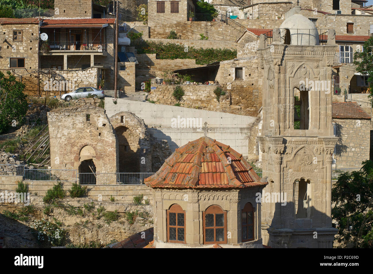Houses and stone houses hi-res stock photography and images - Alamy