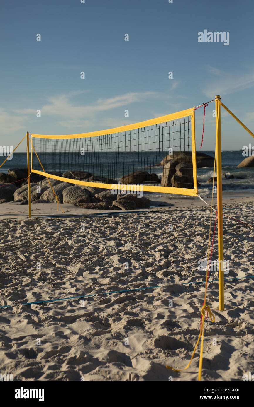 Volleyball net on the beach hi-res stock photography and images - Alamy