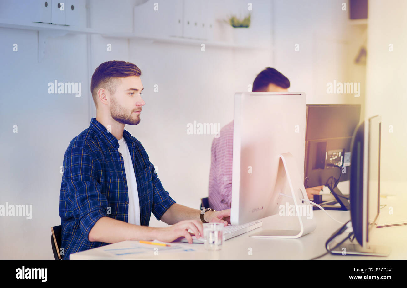 Creative student hi-res stock photography and images - Alamy