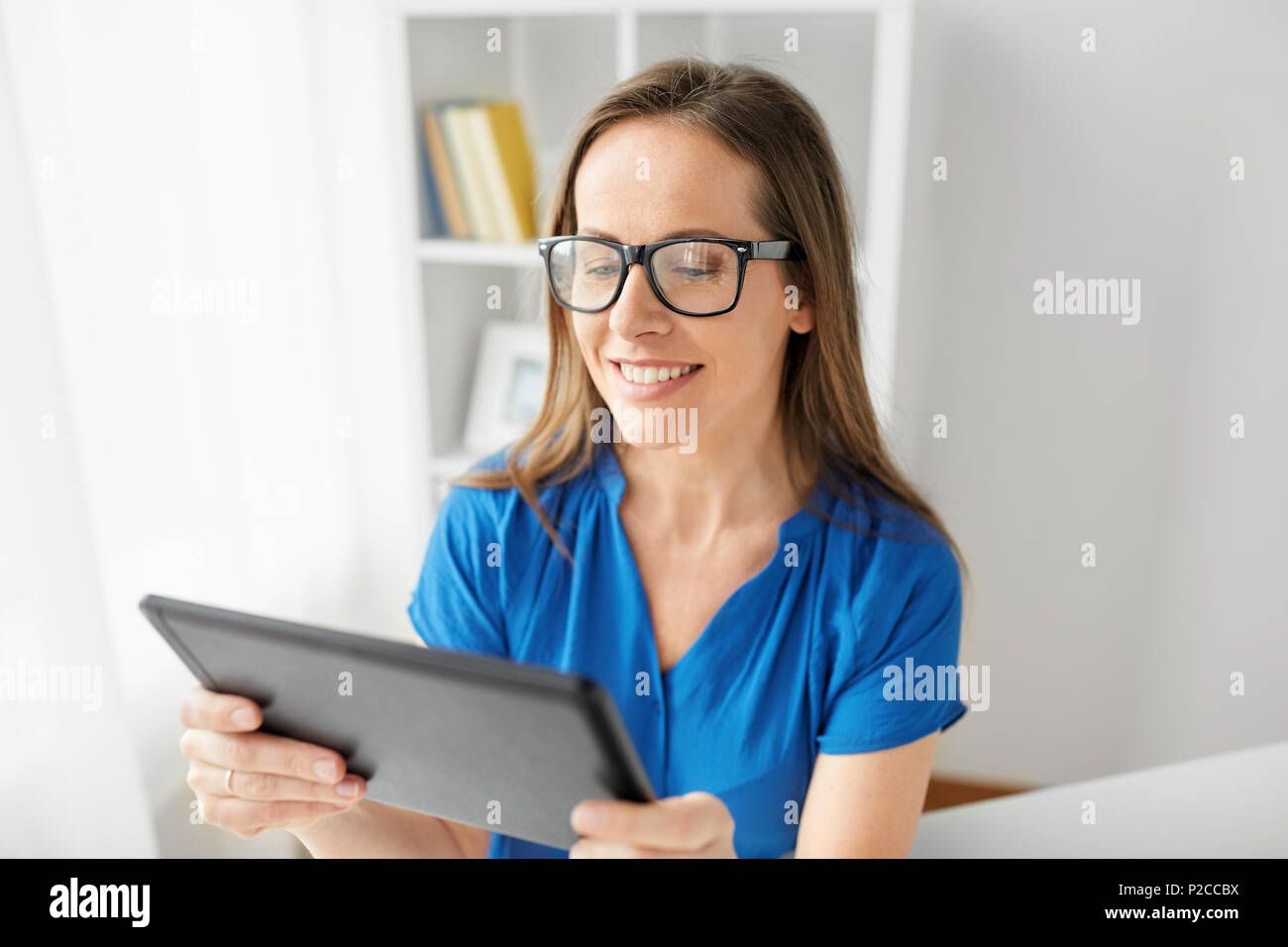 Home office worker hi-res stock photography and images - Alamy