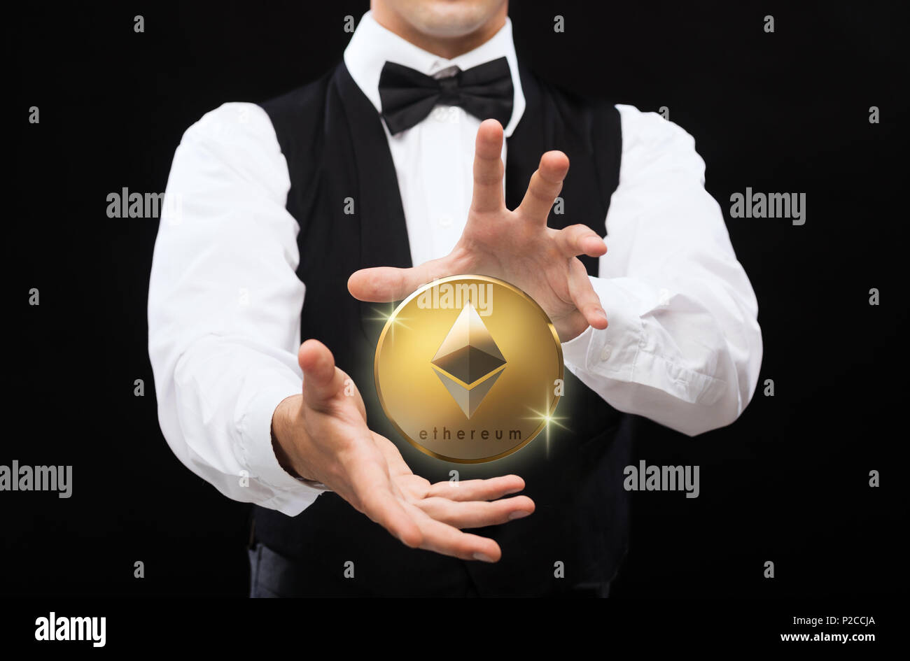 Magic trick coin hi-res stock photography and images - Alamy