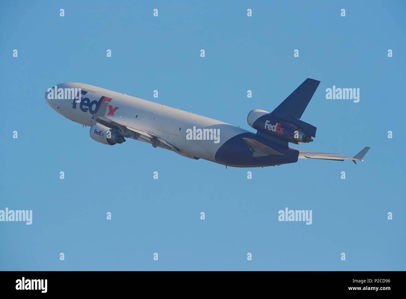 Fedex cargo aircraft hi-res stock photography and images - Alamy