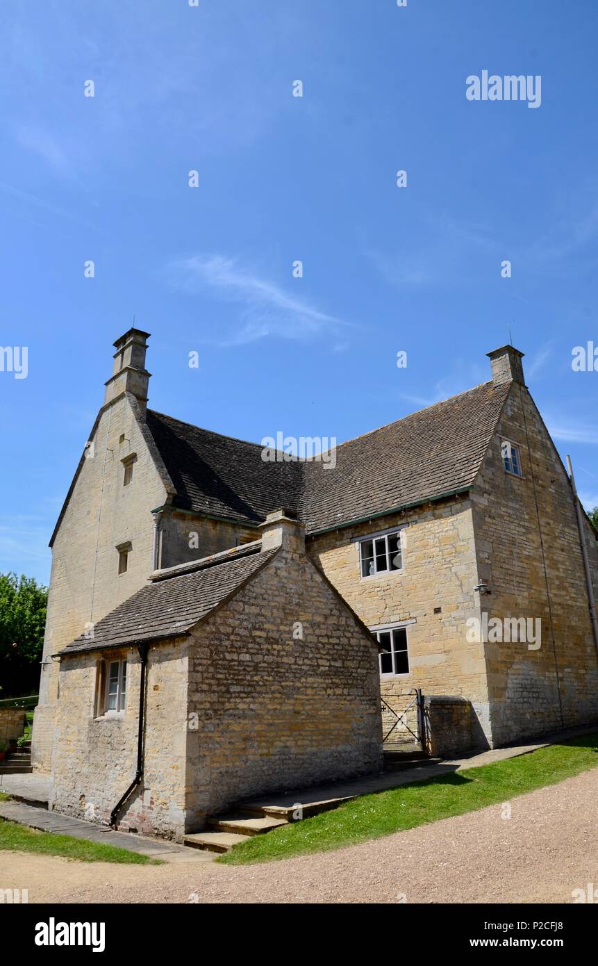 Woolsthorpe manor High Resolution Stock Photography and Images - Alamy