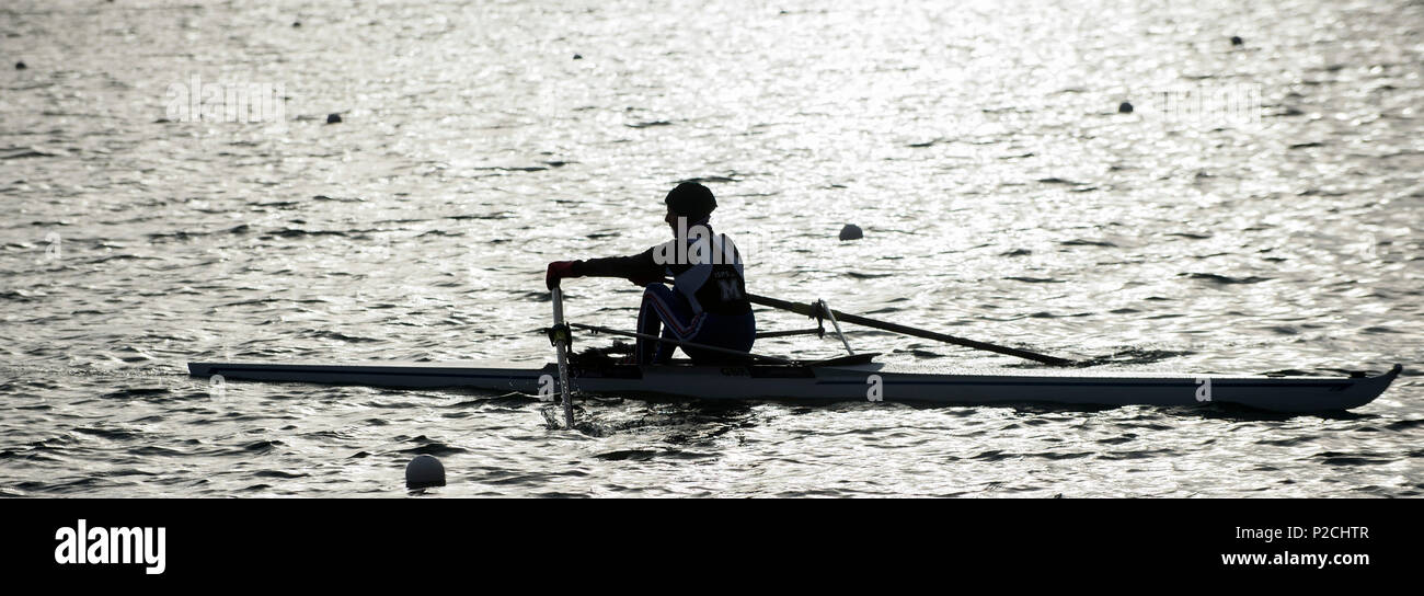 Caversham, Reading, Berkshire, Athletes, prepare, to, Boat, to compete ...