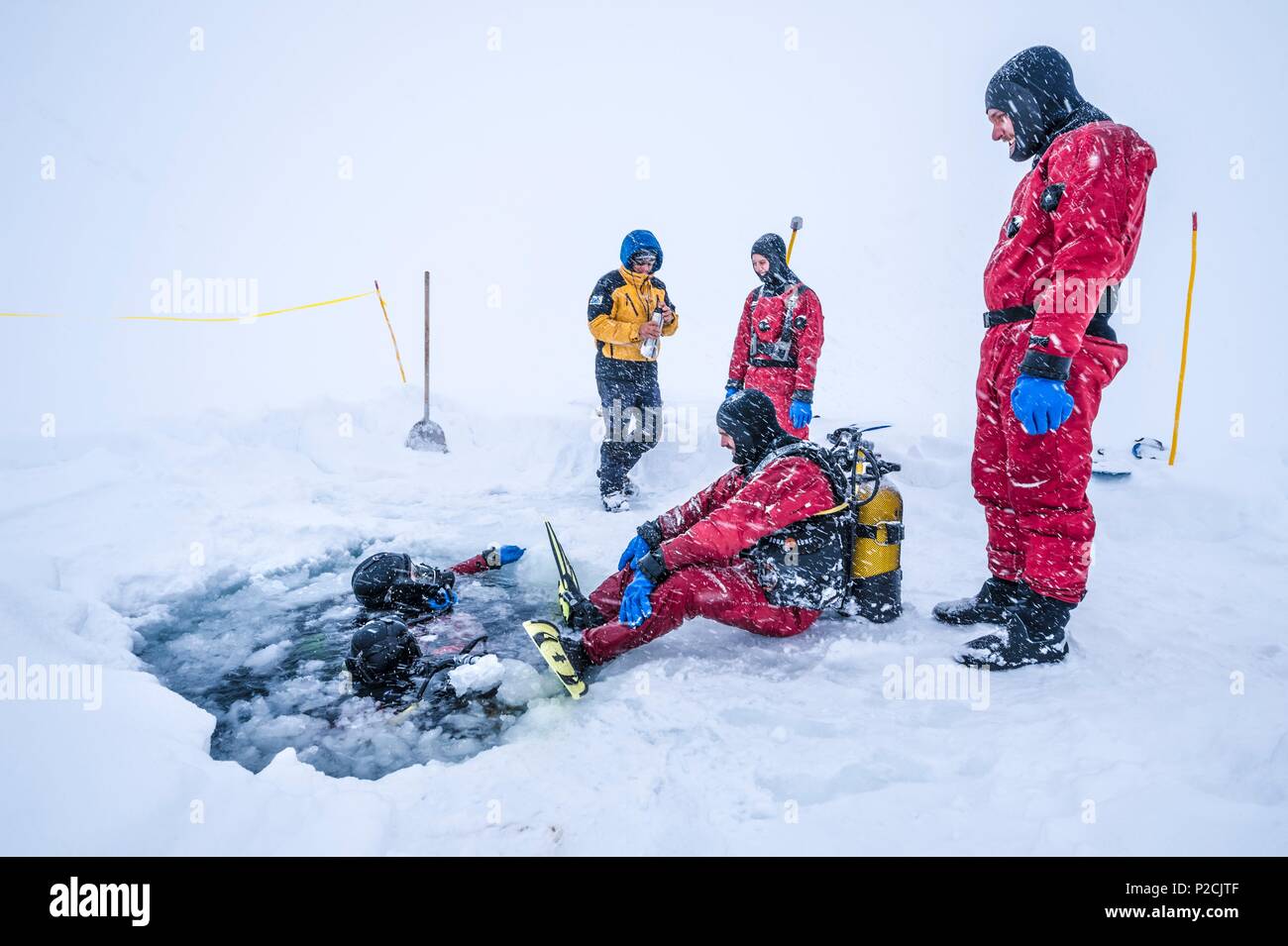 Ice diving alps hi-res stock photography and images - Alamy