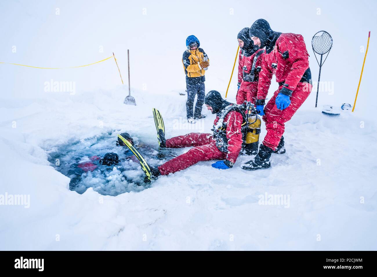 Ice diving alps hi-res stock photography and images - Alamy