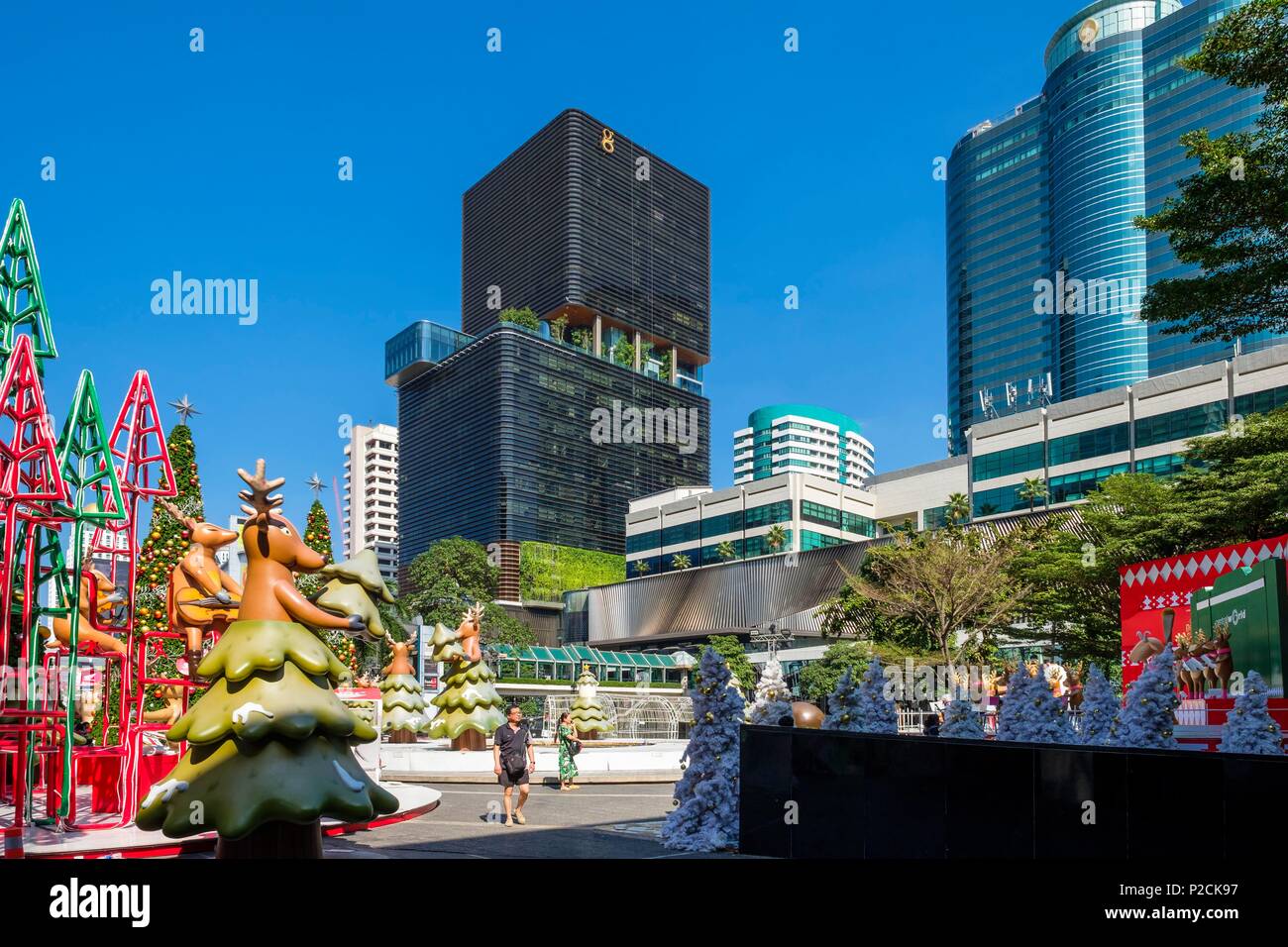 Thailand, Bangkok, Pathum Wan district, Central World mega-shopping ...