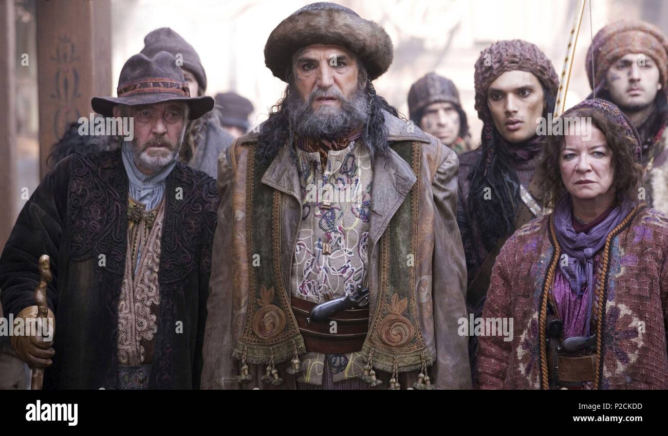 Original Film Title: THE GOLDEN COMPASS. English Title: THE GOLDEN ...