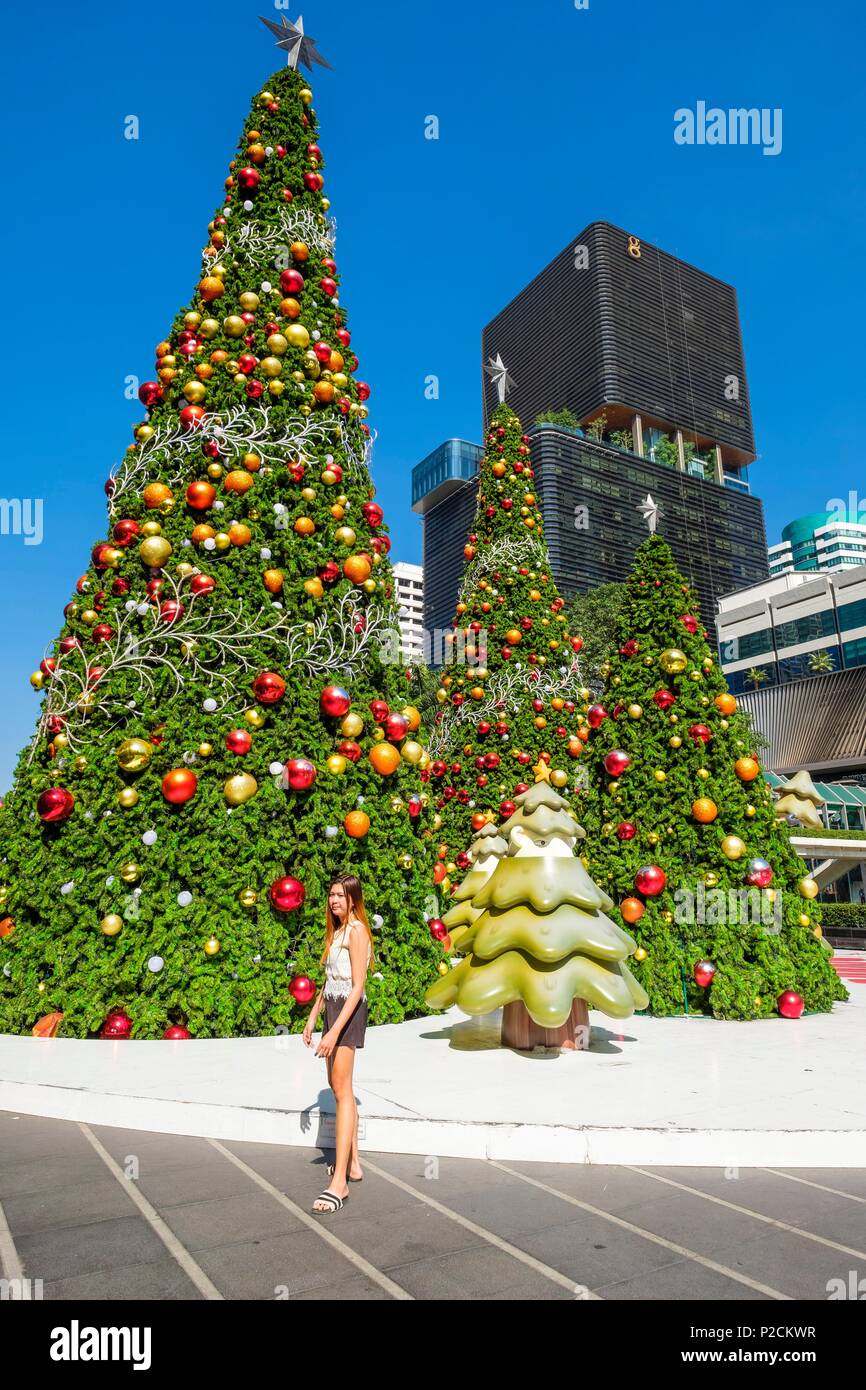 Thailand, Bangkok, Pathum Wan district, Central World mega-shopping ...