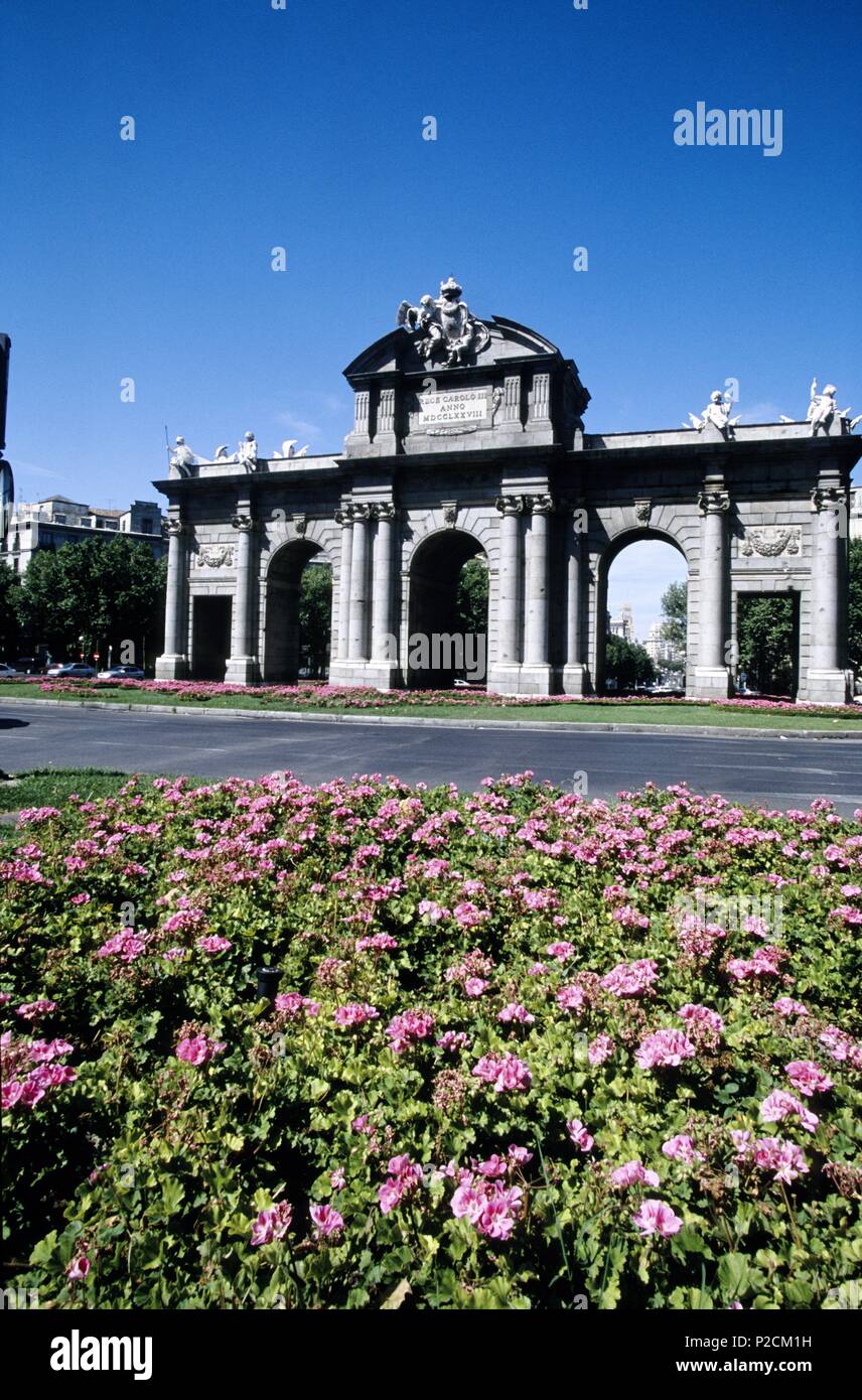 . Puerta de Alcalá Stock Photo - Alamy