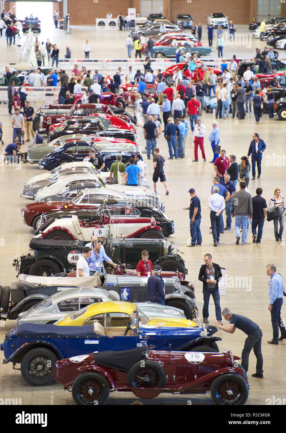 Oldtimer rennwagen hi-res stock photography and images - Alamy