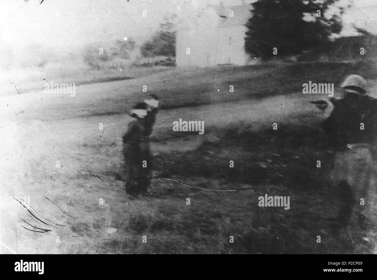 . Slovenš?ina: Italijani streljajo talce na Dolenjskem. between 1941 ...