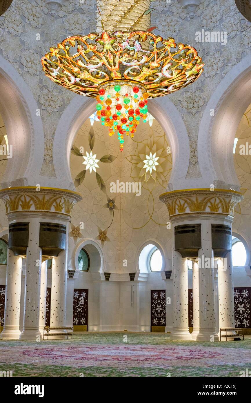 United Arab Emirates, Abu Dhabi, Sheikh Zayed Great Mosque, from the ...