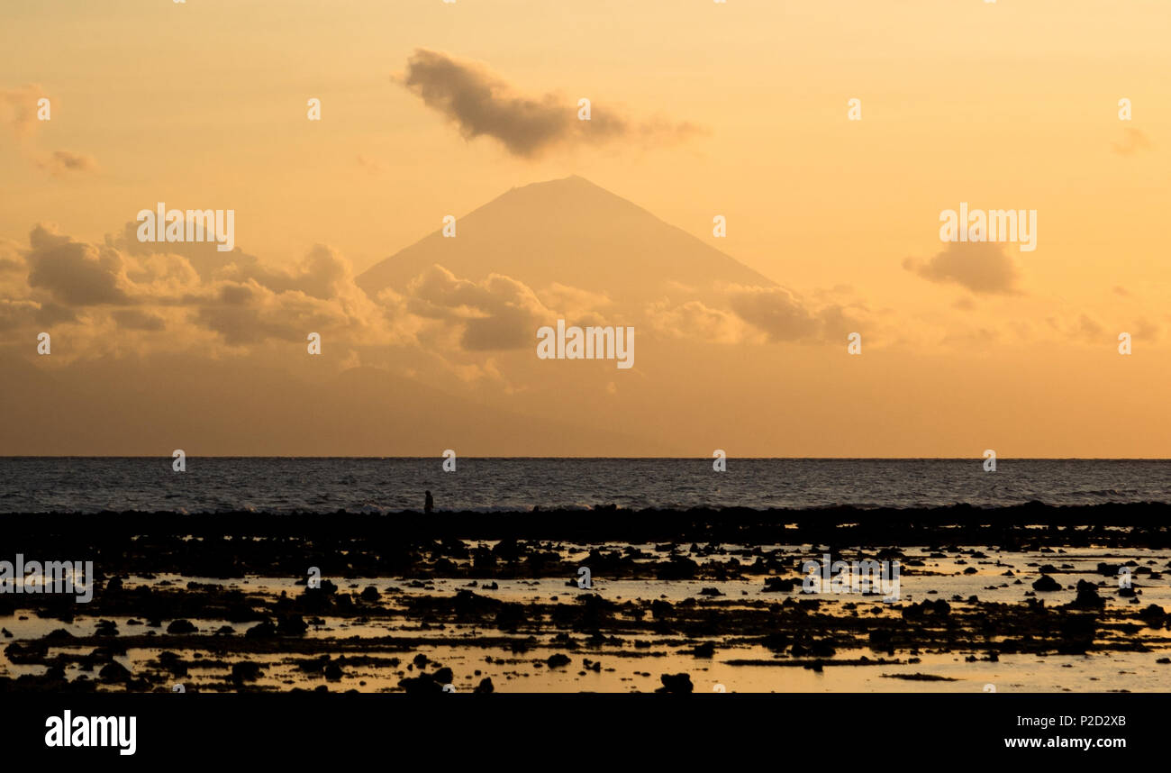 Mt Agung, from Gili Trawangan, Indonesia Stock Photo - Alamy