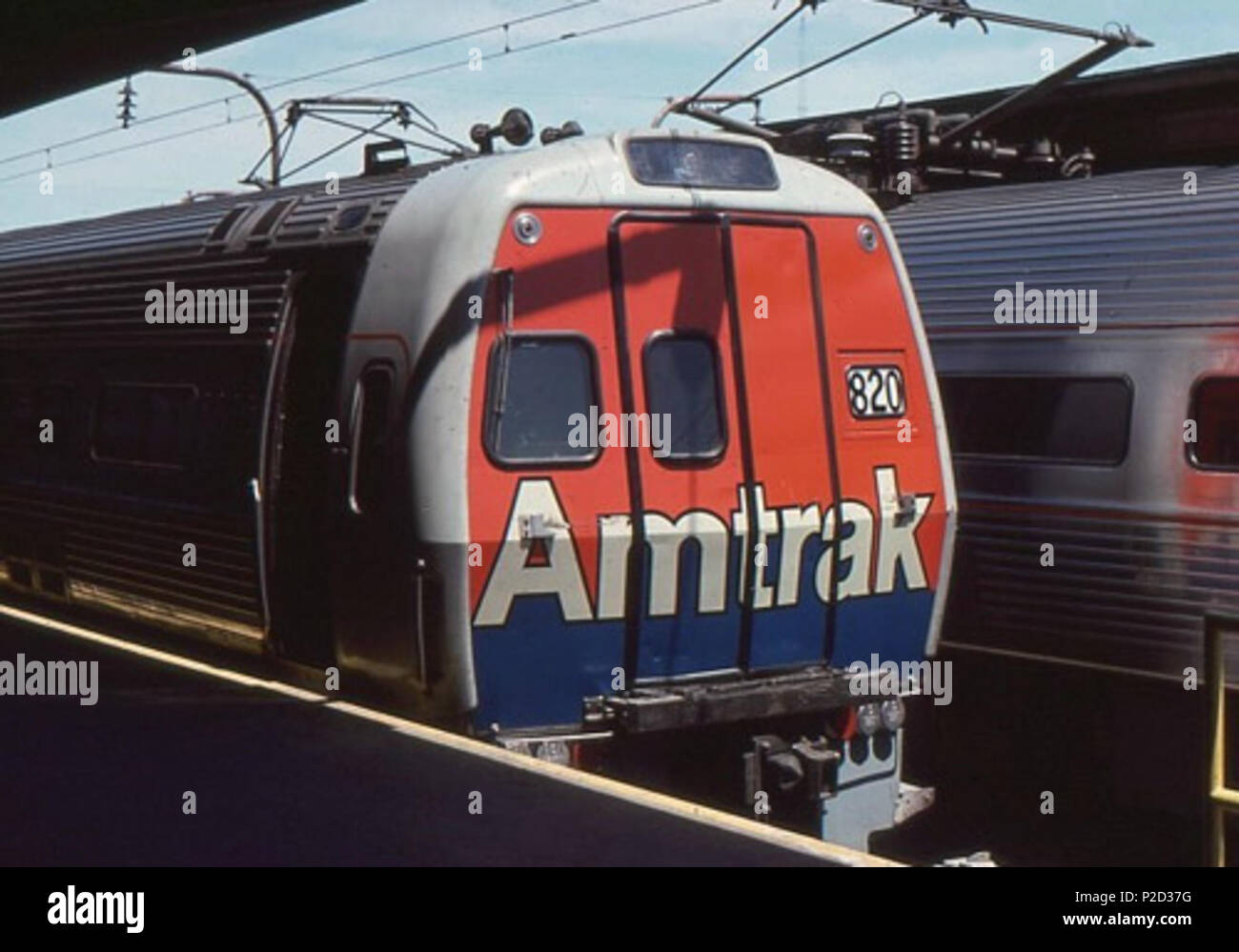 . English: Amtrak Metroliner #820 at an unknown station in May 1977 ...